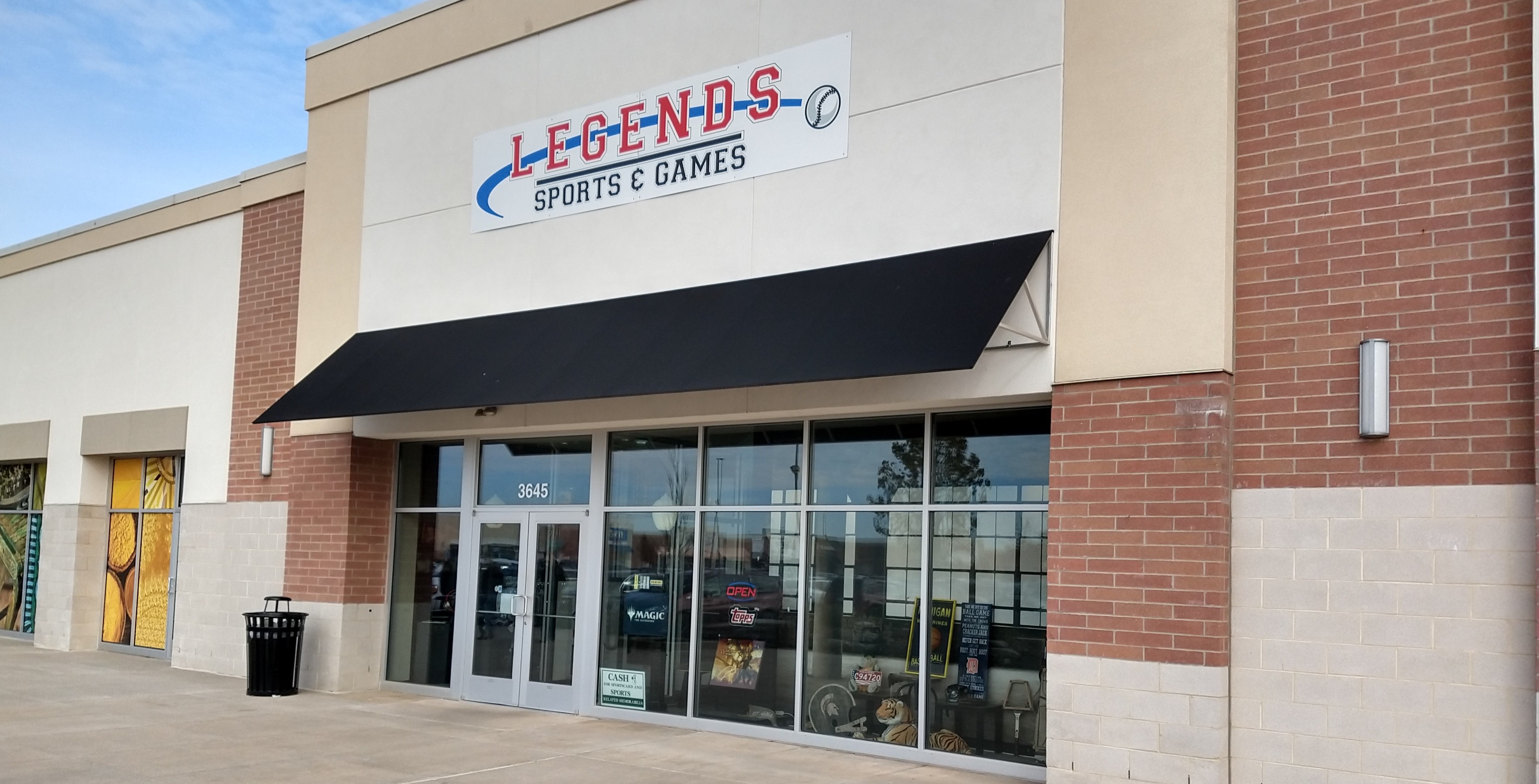 (616) 940-1676 legendsgaming@lbcsports.com